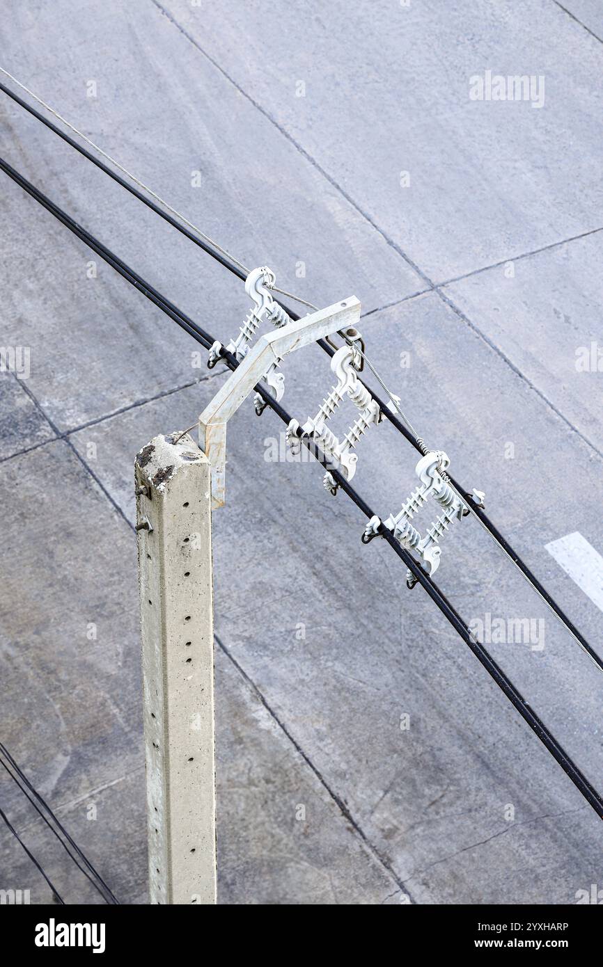 Cable spacer hi-res stock photography and images - Alamy