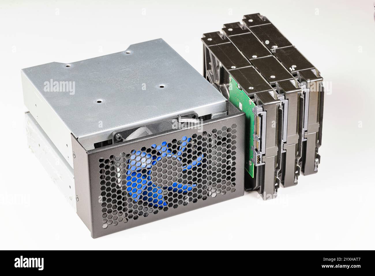 Hard cage hi-res stock photography and images - Alamy