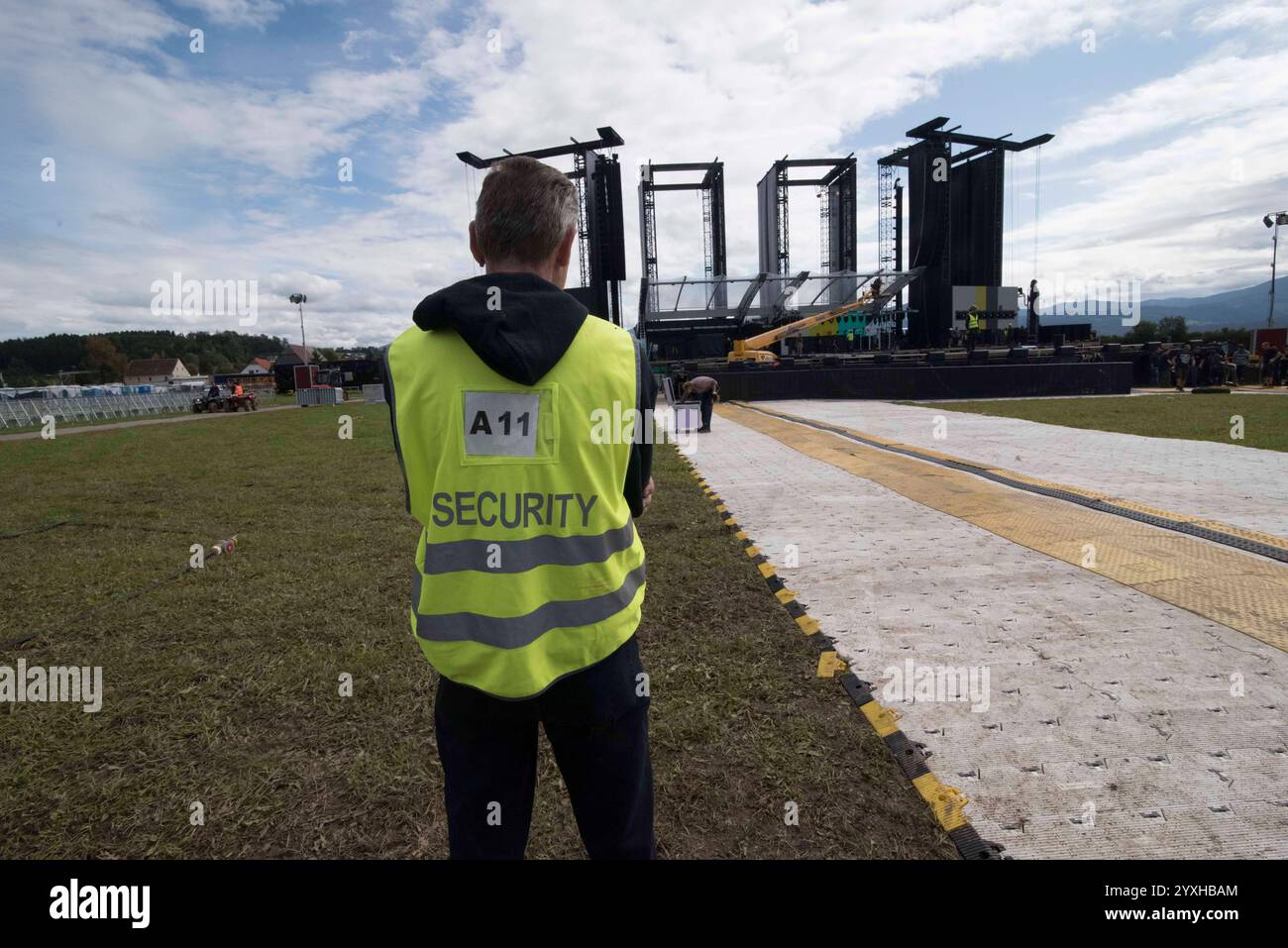 Minimum sound hi-res stock photography and images - Alamy