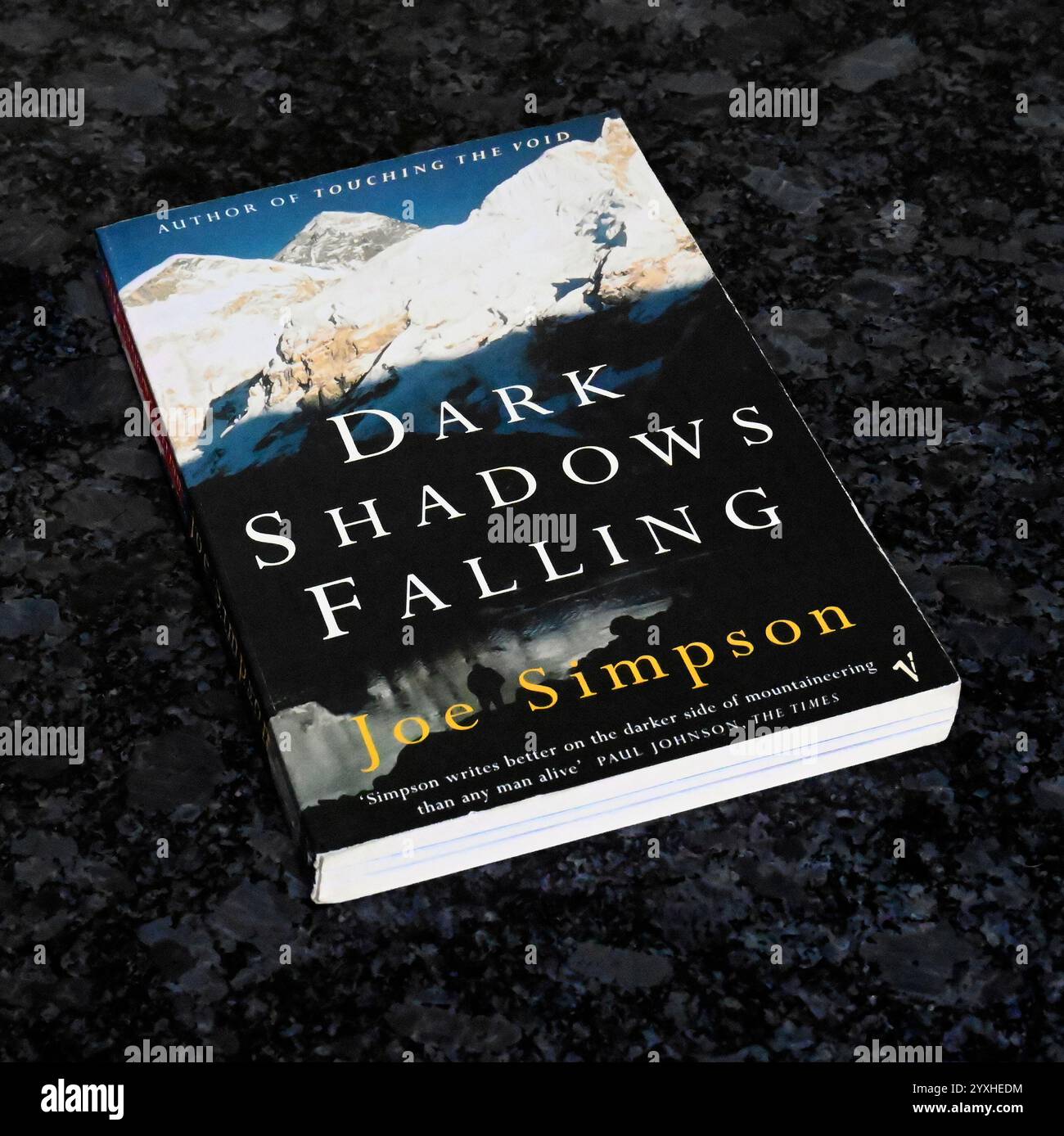 Dark shadows hi-res stock photography and images - Alamy