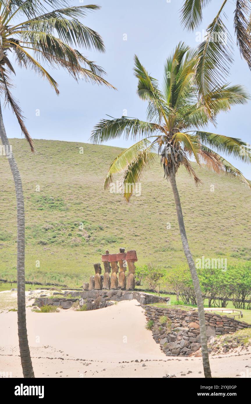 Anakena coral sand beach in Rapa Nui National Park (Easter Island) with ...