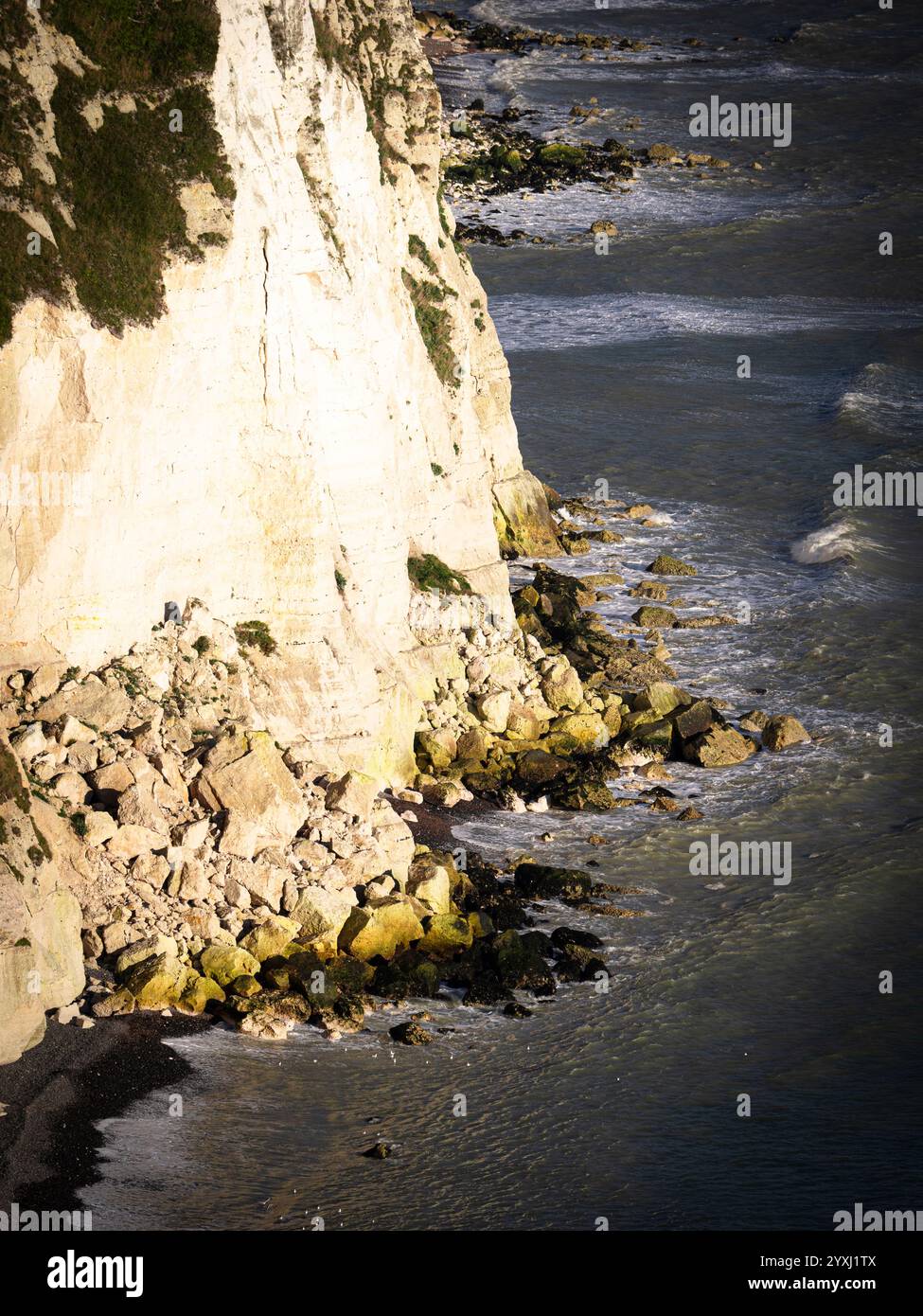Shoreline and Rockfalls, Winters Day at the White Cliffs of Dover ...