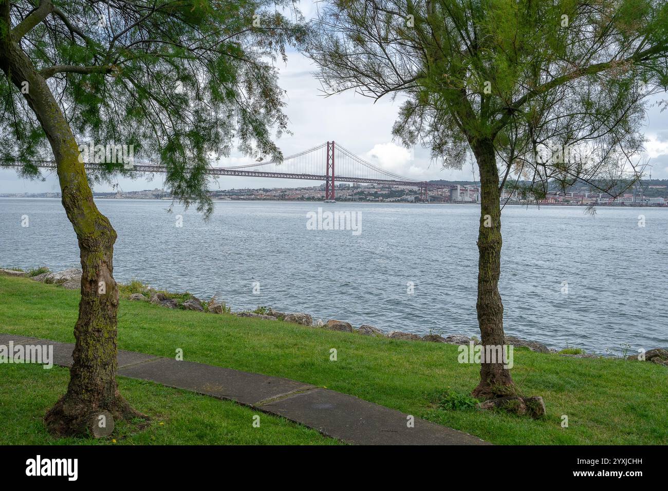 Beautiful view of the 25 de Abril bridge and Tagus River from Quinta da ...