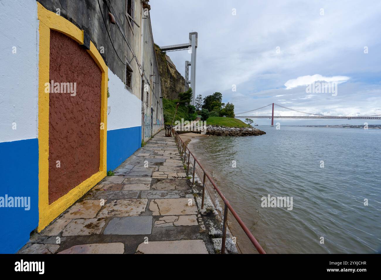 Beautiful view of the 25 de Abril bridge and Tagus River from Quinta da ...