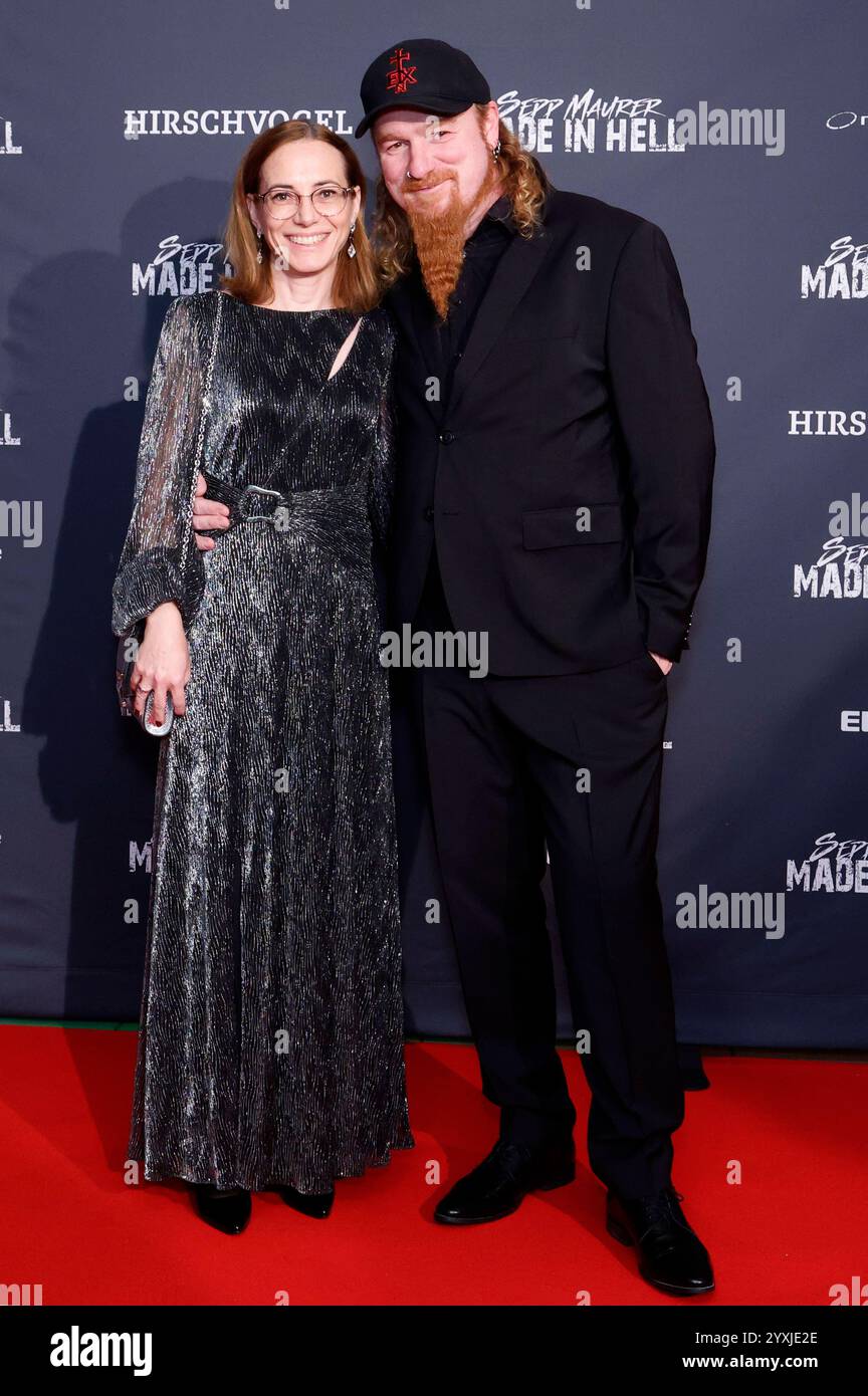 Ludwig Maurer mit Ehefrau Stephanie Maurer bei der Premiere des ...