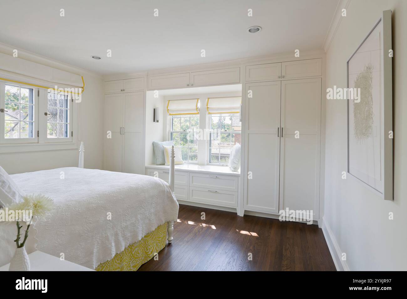 Built in cabinets for storing clothing hi-res stock photography and ...