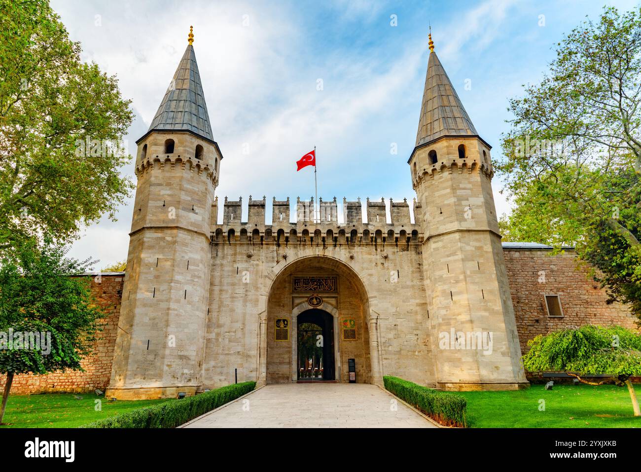 Door topkapi palace in hi-res stock photography and images - Alamy