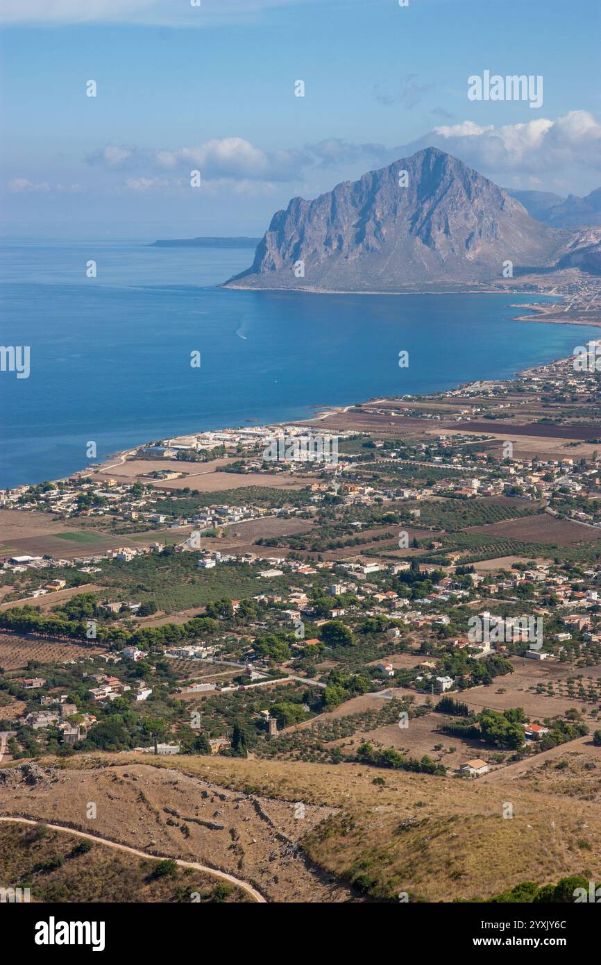 Sicily landscape and sea, Monte Cofano Oriented Nature Reserve, Italy ...
