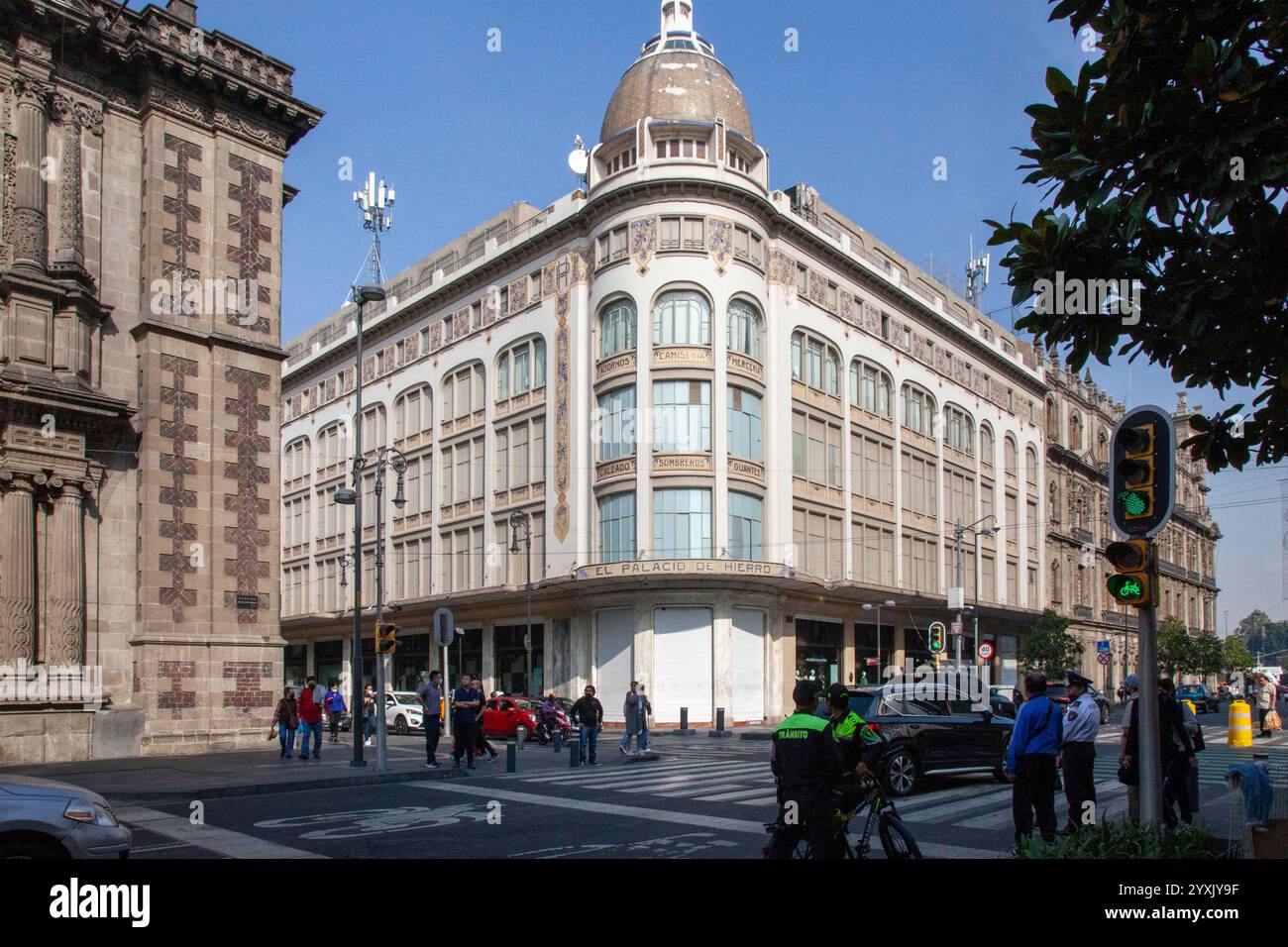 El Palacio De Hierro Shopping Centre in Mexico City, Mexico Stock Photo ...