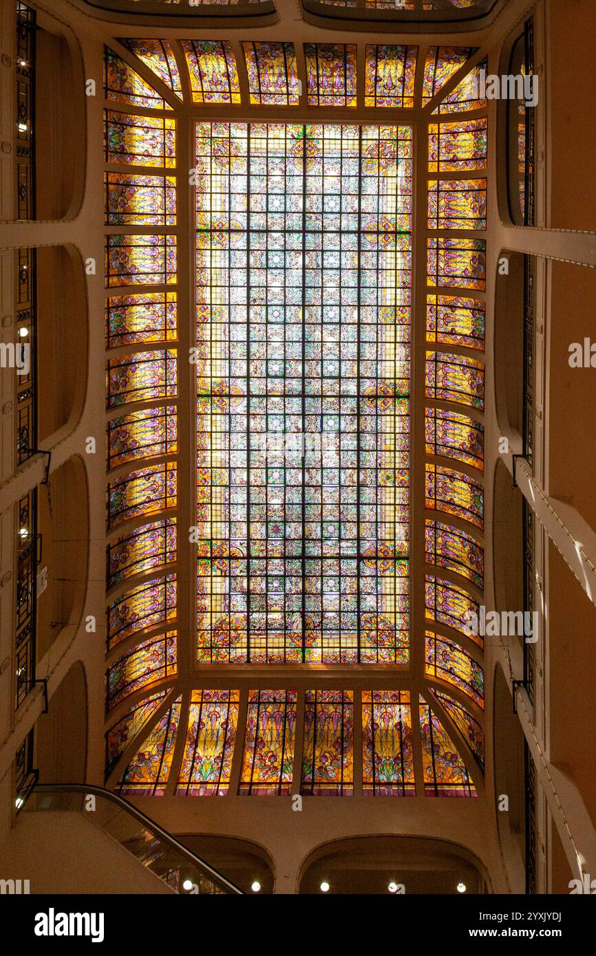 El Palacio De Hierro Shopping Centre Interior Stained Glass Windows in ...
