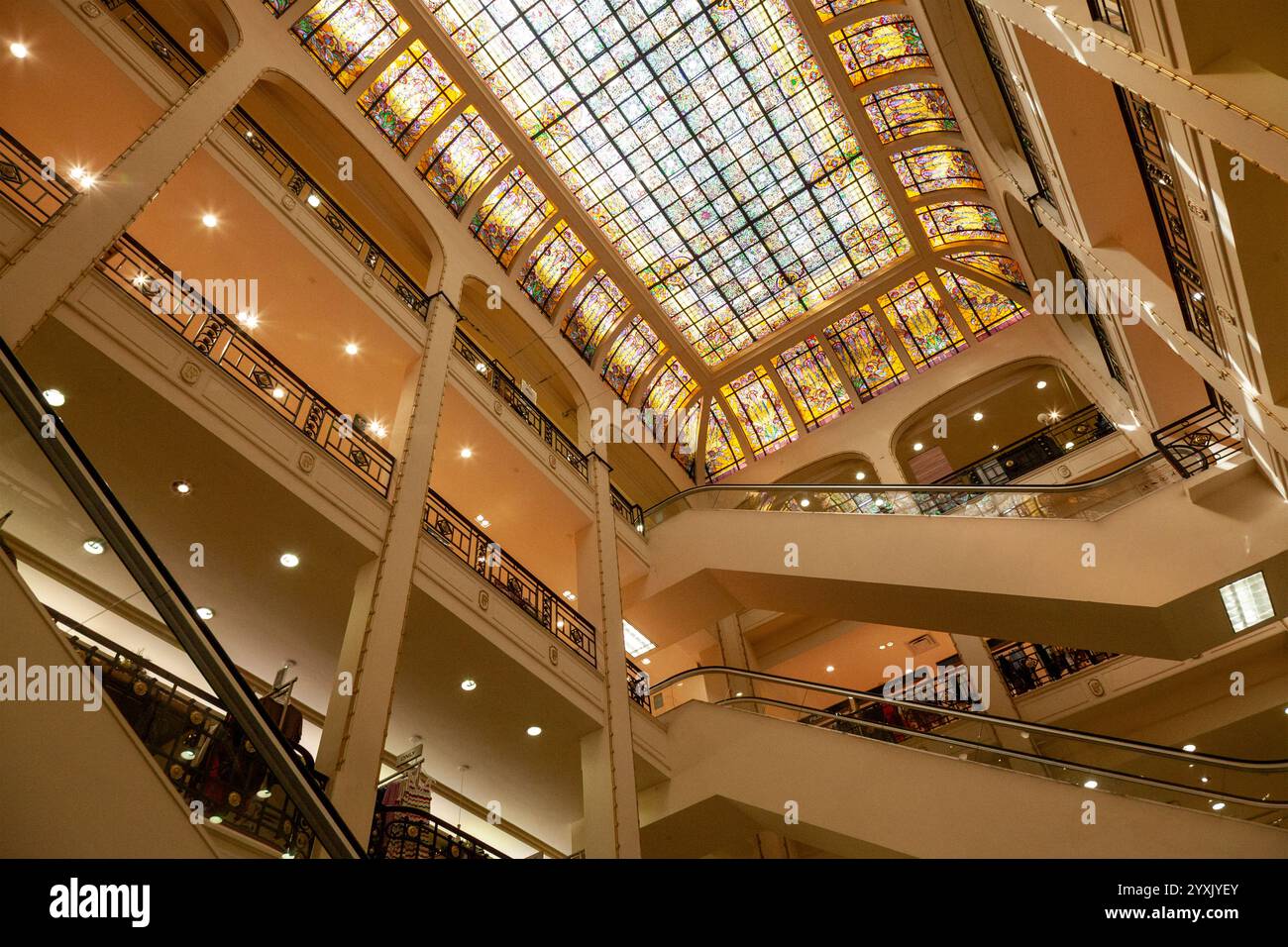 El Palacio De Hierro Shopping Centre Interior Stained Glass Windows in ...