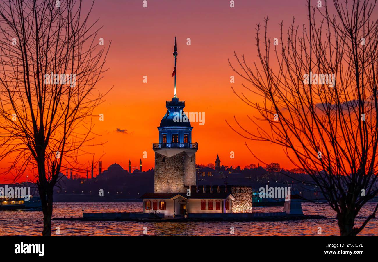 Maiden's Tower and the historical peninsula in Istanbul in the ...