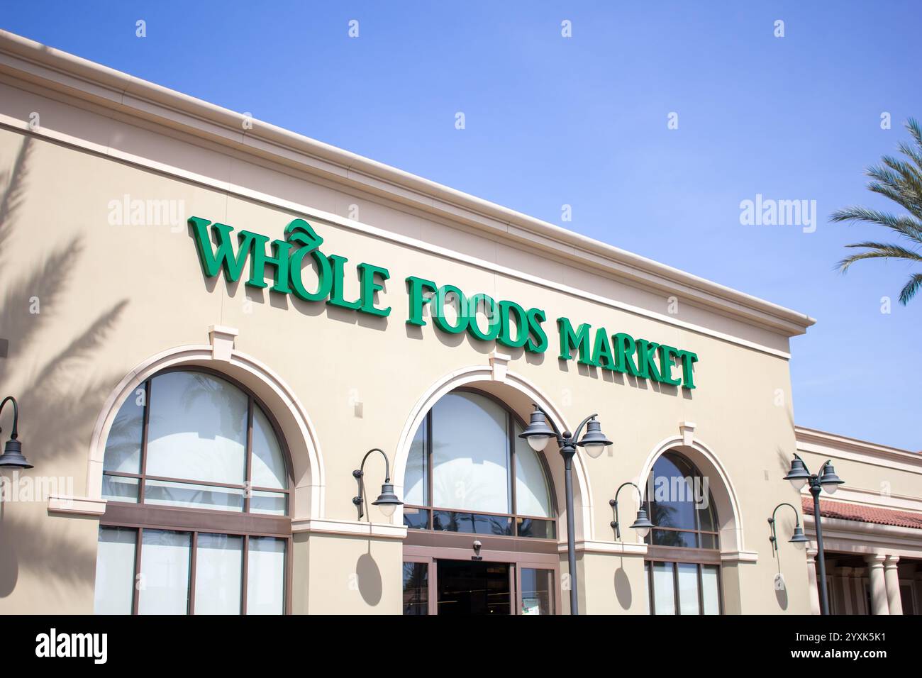 Los Angeles, California, United States - 03-29-2019: A store front sign ...