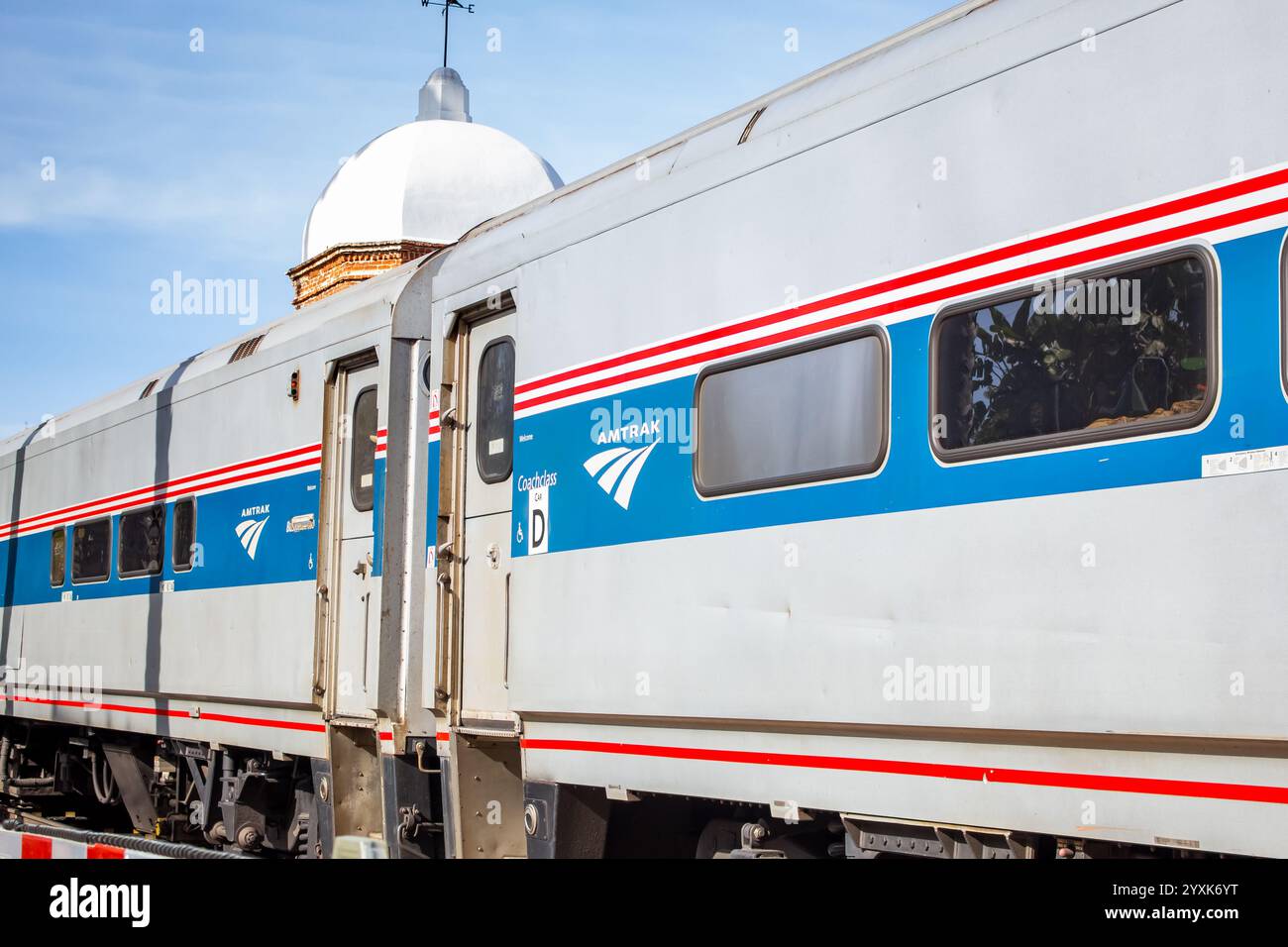 Amtrak brand name hi-res stock photography and images - Alamy