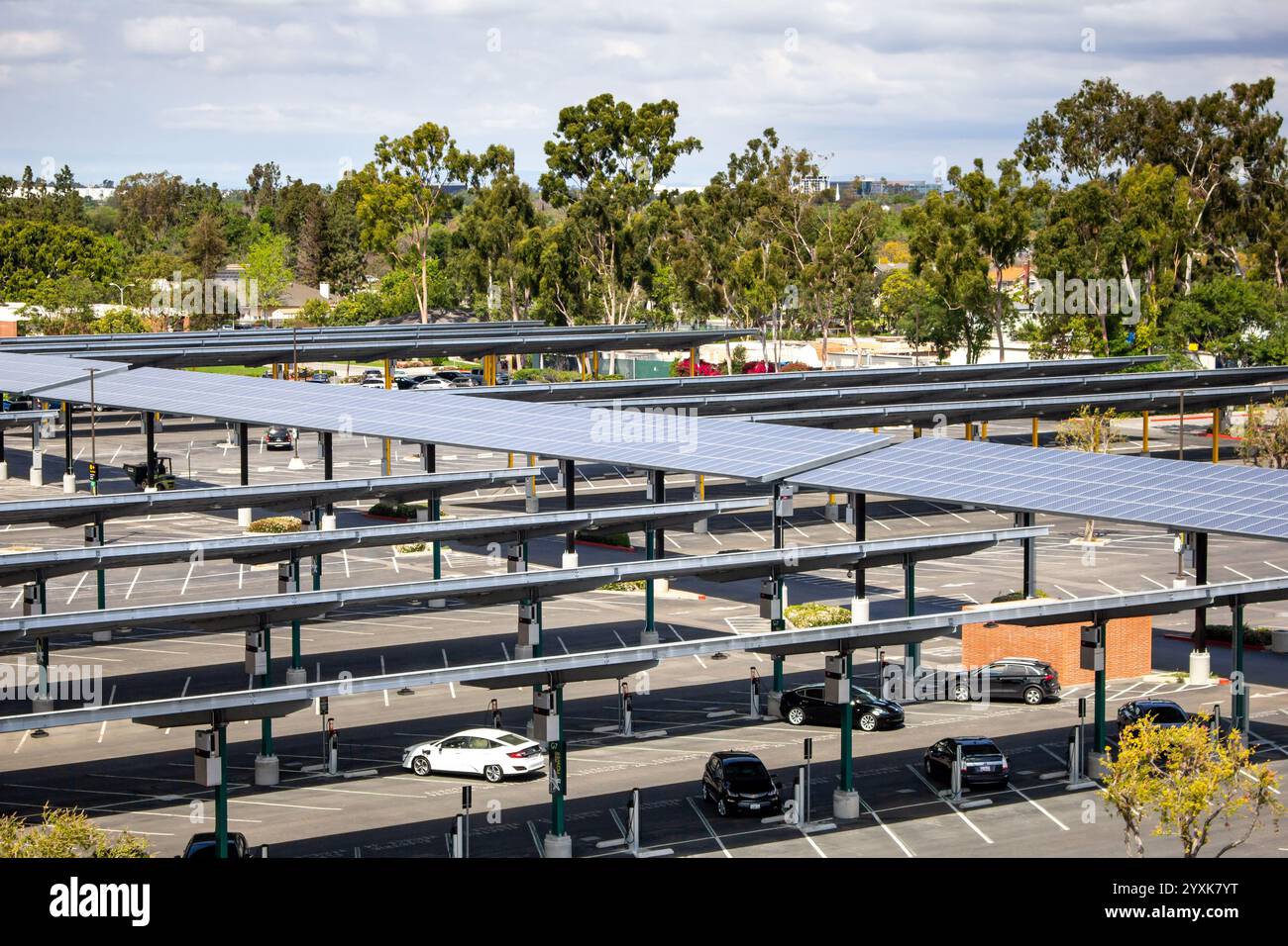 Solar panel parking lot california hi-res stock photography and images ...