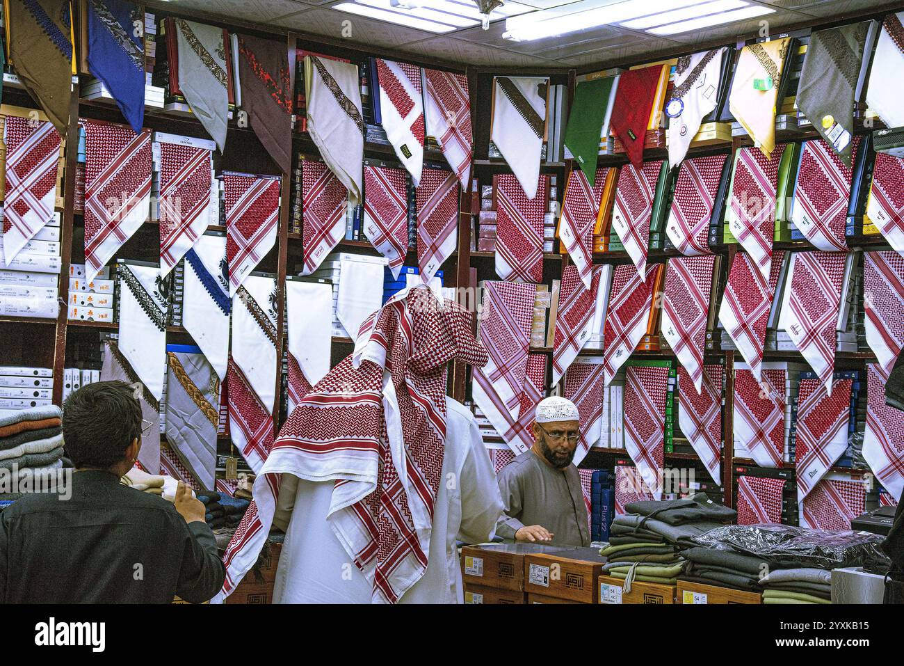 Saudi Arabia, Taif, 19-11-2024, Arabian in traditional dress in a store ...