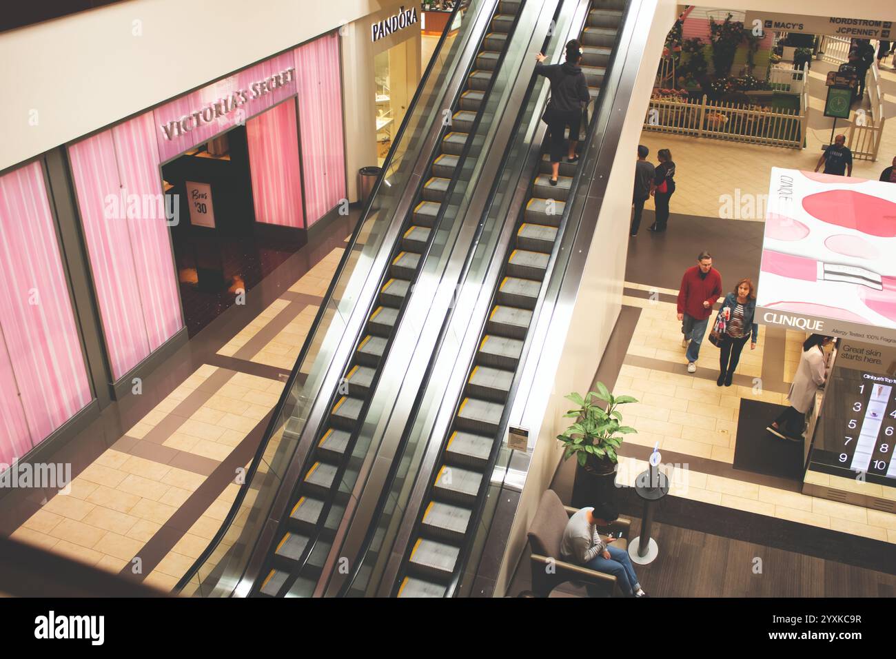 Brea mall hi-res stock photography and images - Alamy