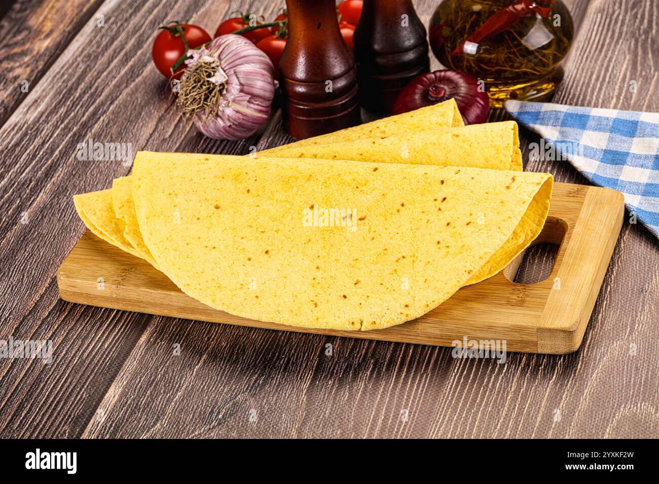 Mexican cuisine tortilla for burrito wrap Stock Photo - Alamy