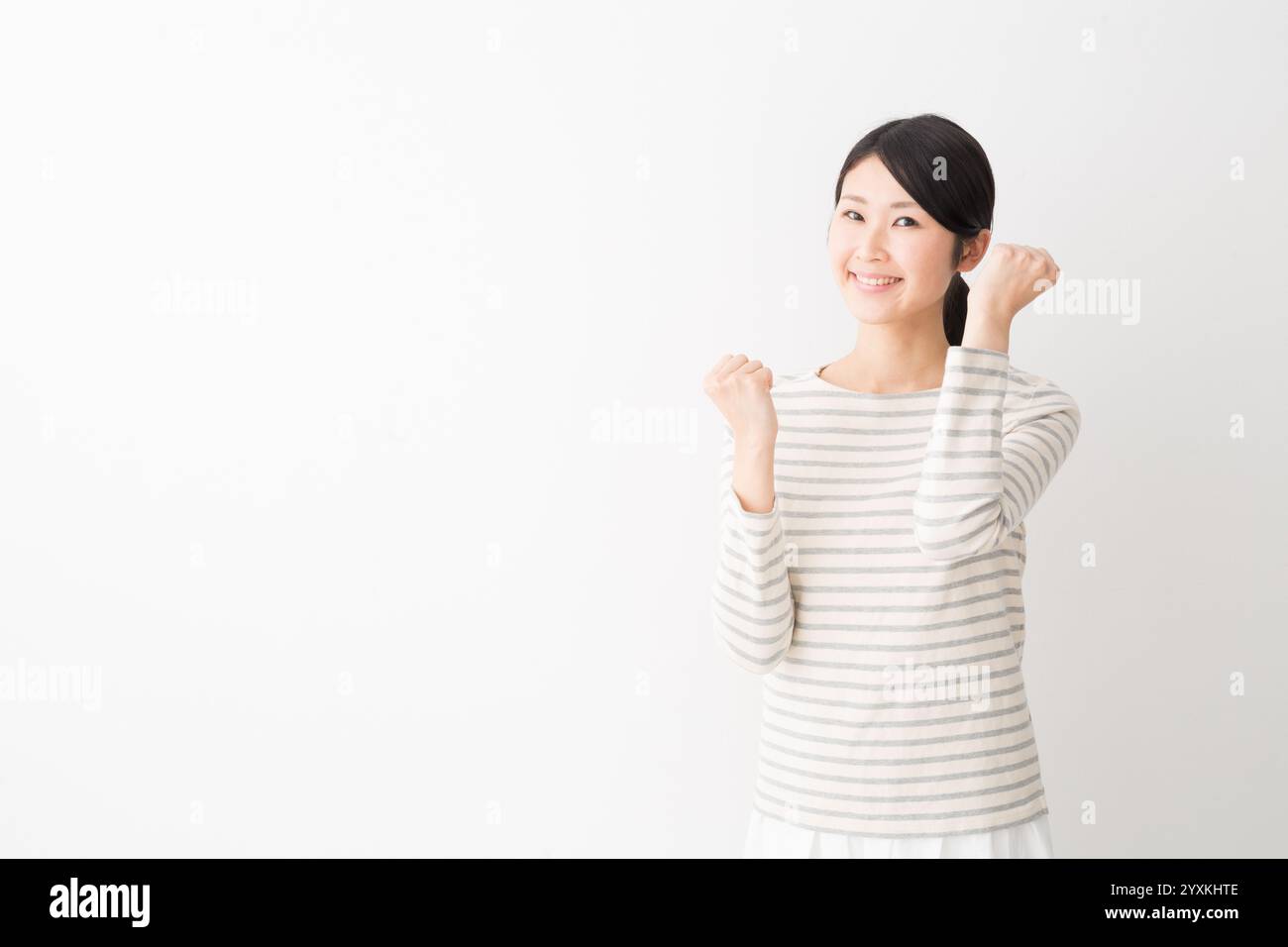 Japanese pose hi-res stock photography and images - Alamy