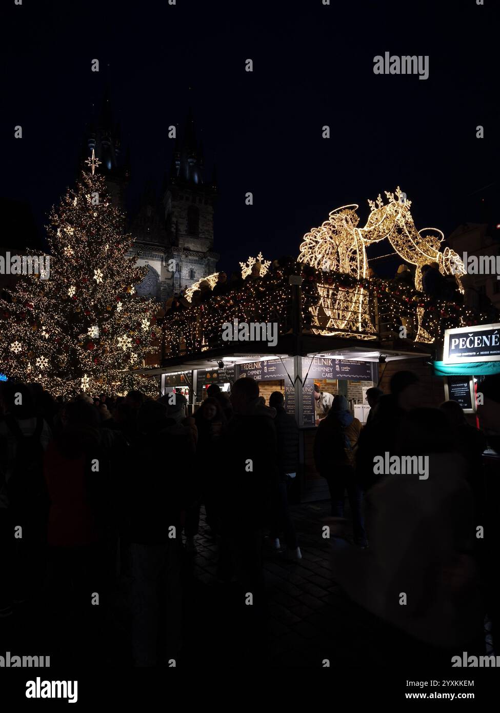Prague, Czech republic - December 4, 2024: Tourists visiting christmas ...