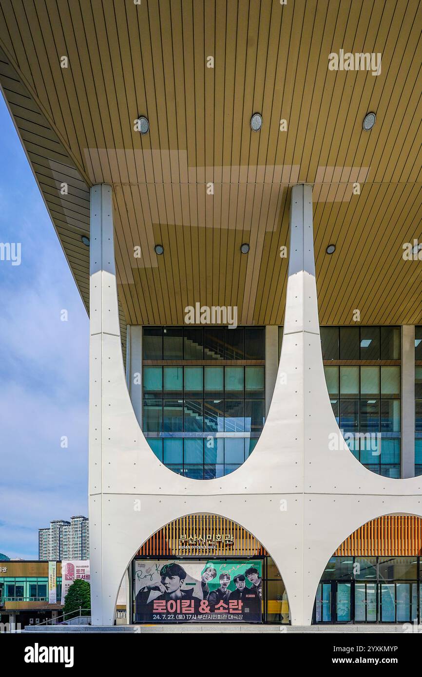 Busan Citizens' Hall, a performance venue with a rich history of shared ...