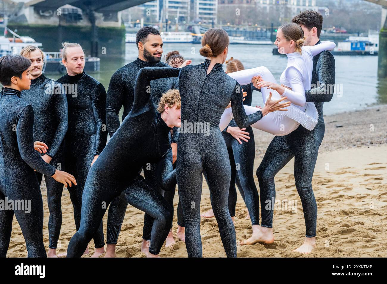 Troupe 17th hi-res stock photography and images - Alamy