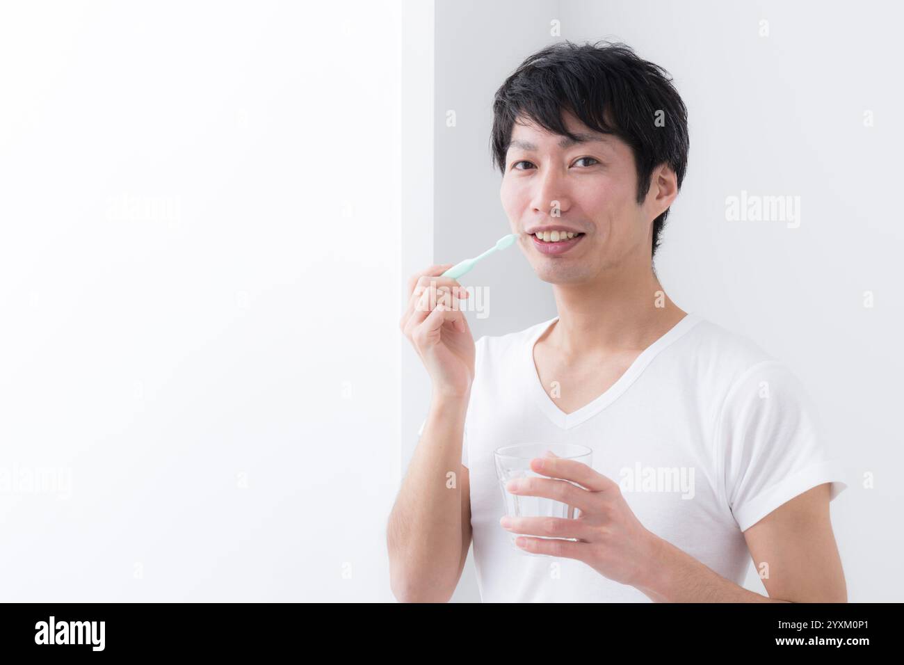Man with one tooth hi-res stock photography and images - Alamy