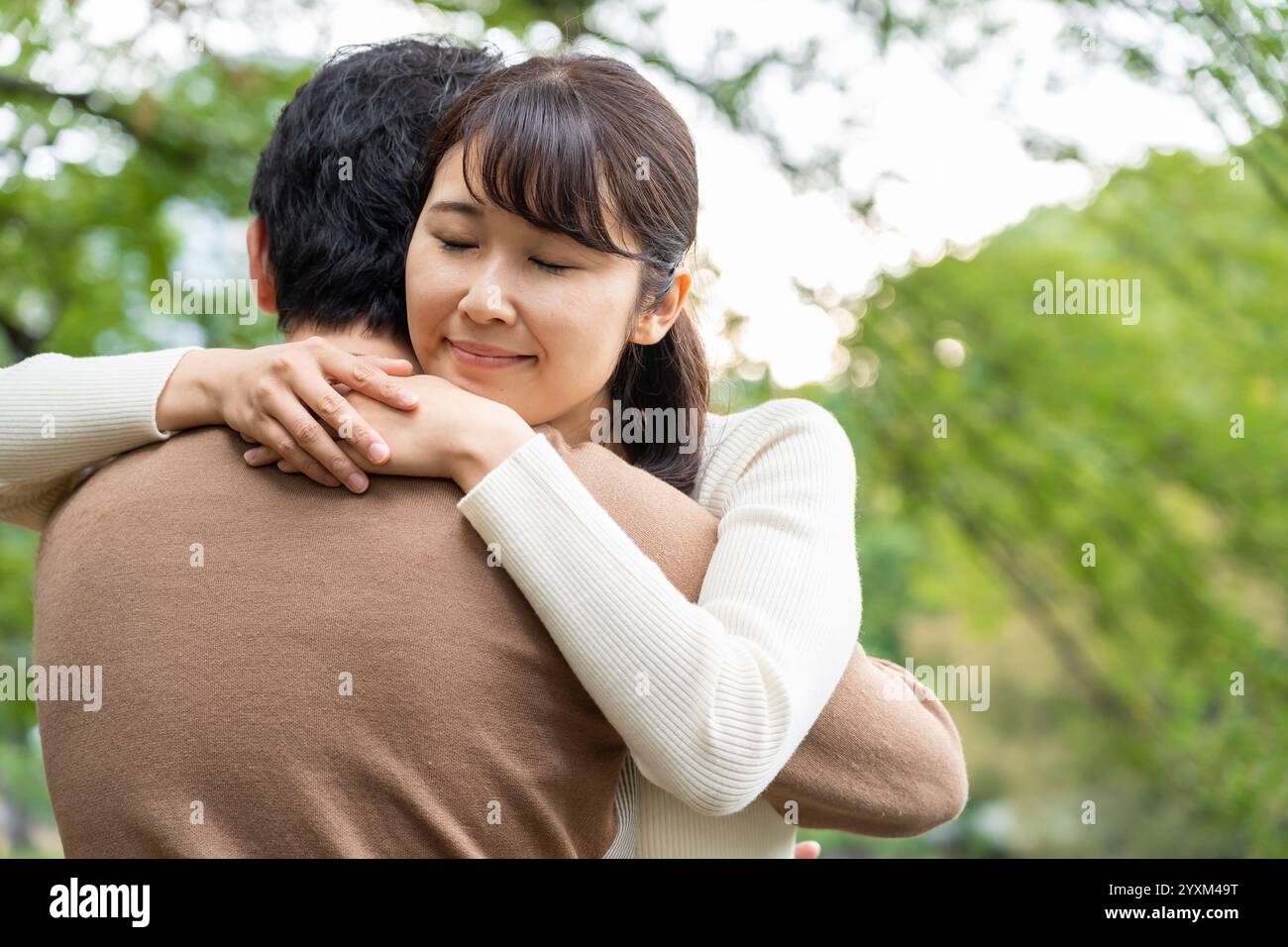 Japanese hug hi-res stock photography and images - Alamy