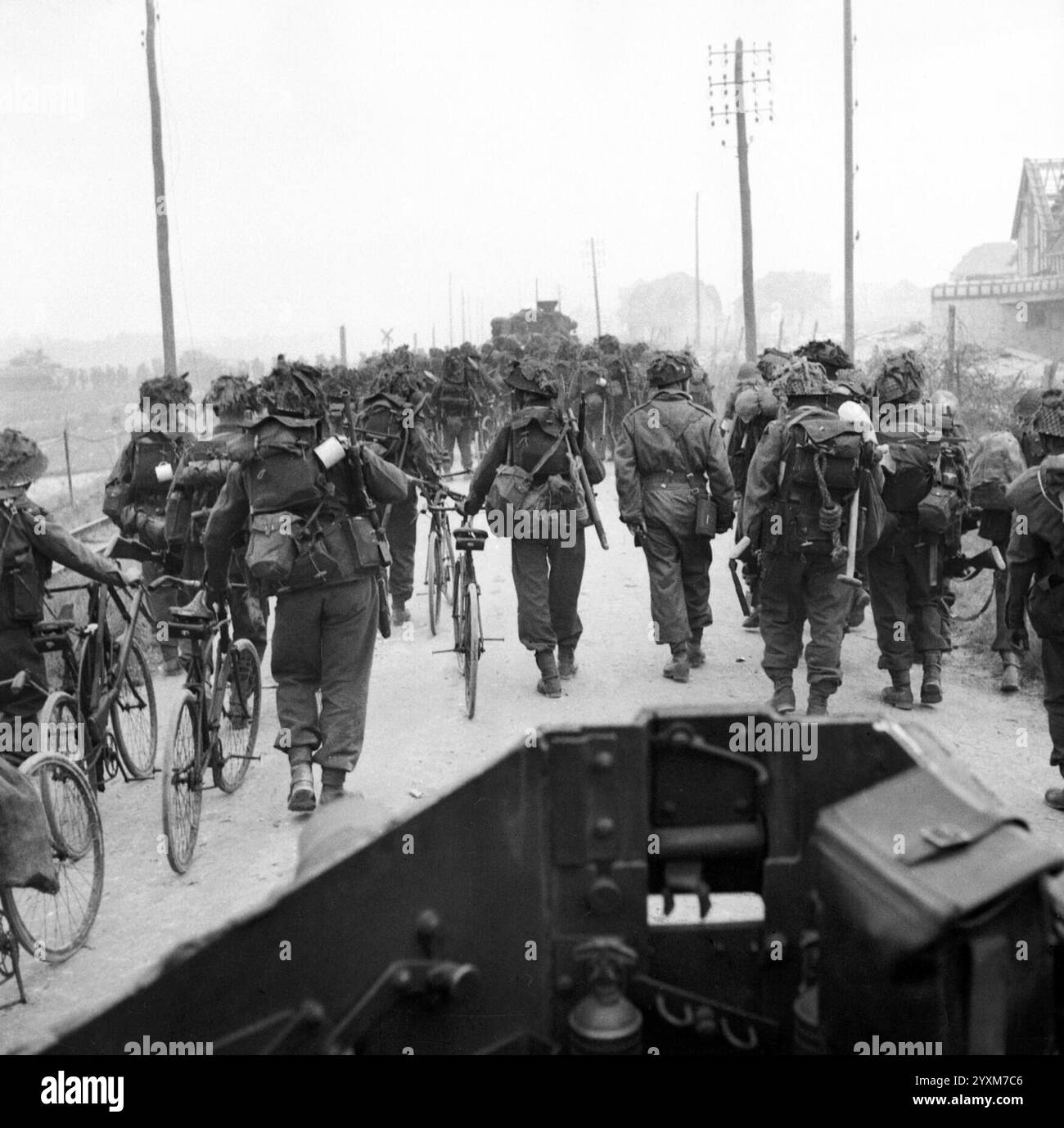 3rd british division 1944 Black and White Stock Photos & Images - Alamy
