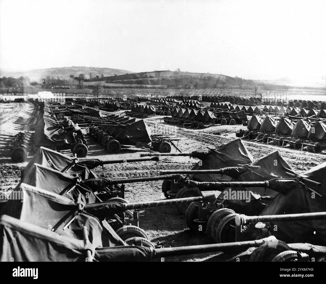 D day 1944 waiting hi-res stock photography and images - Alamy