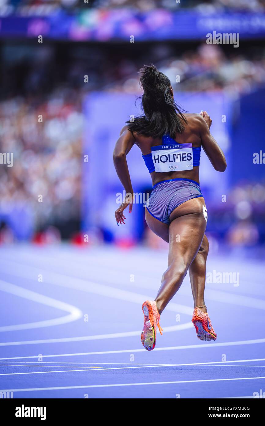 Alexis Holmes participating in the 400 meters at the Paris 2024 Olympic ...