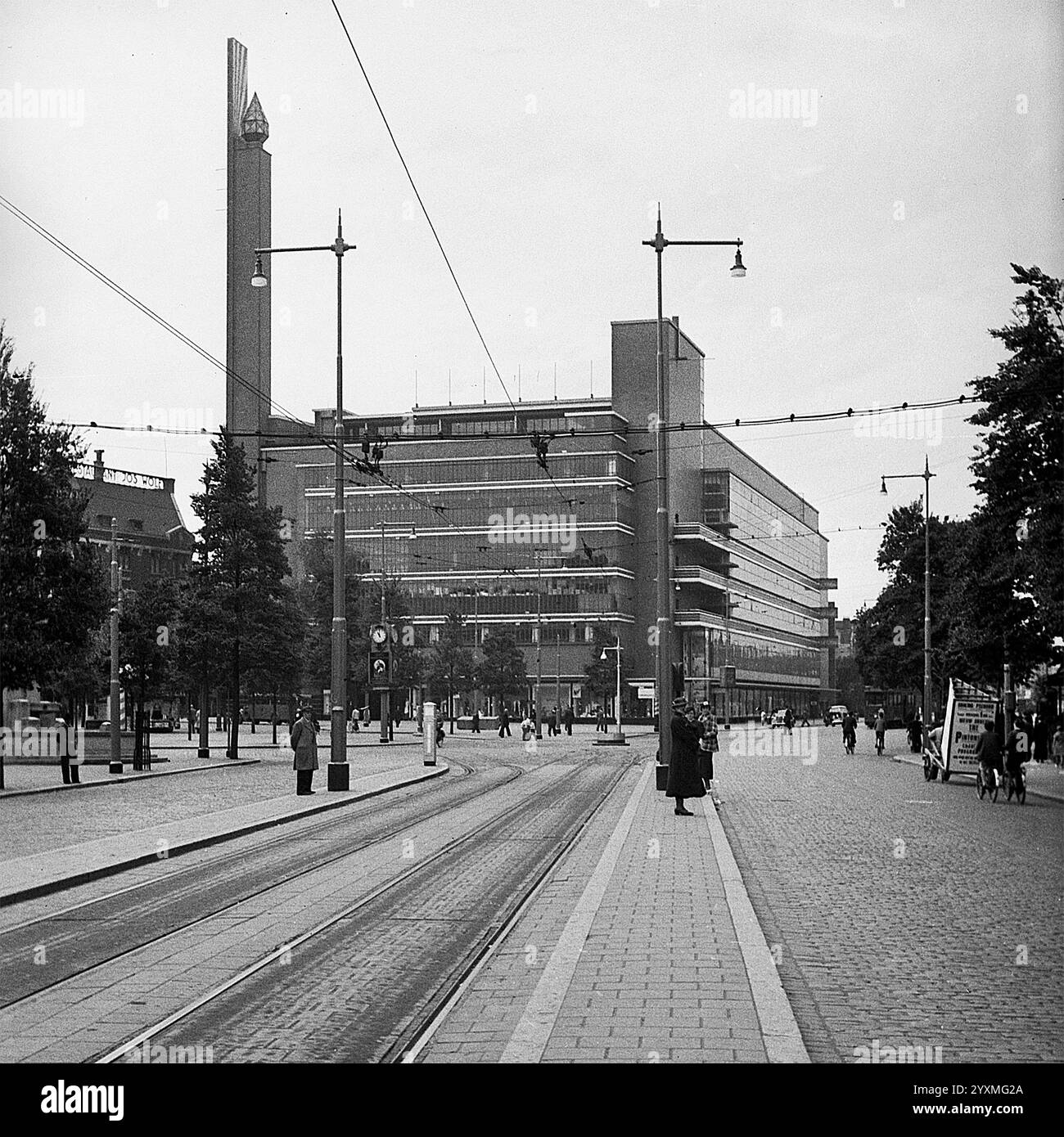 The iconic pre-war Bijenkorf building Rotterdam, badly damaged during ...