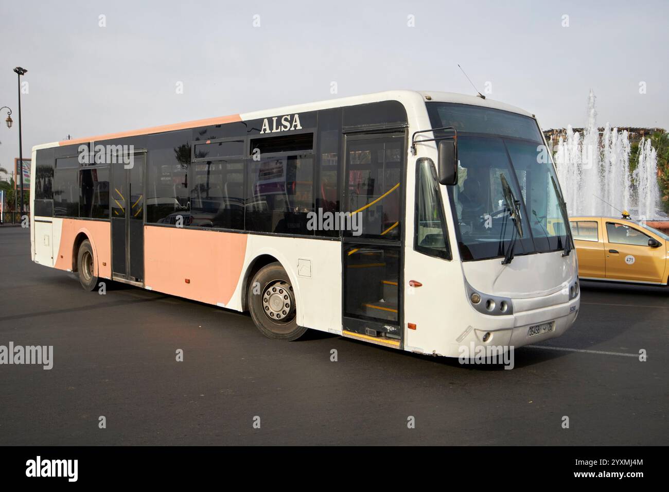 alsa local public bus transport downtown marrakesh, morocco Stock Photo ...