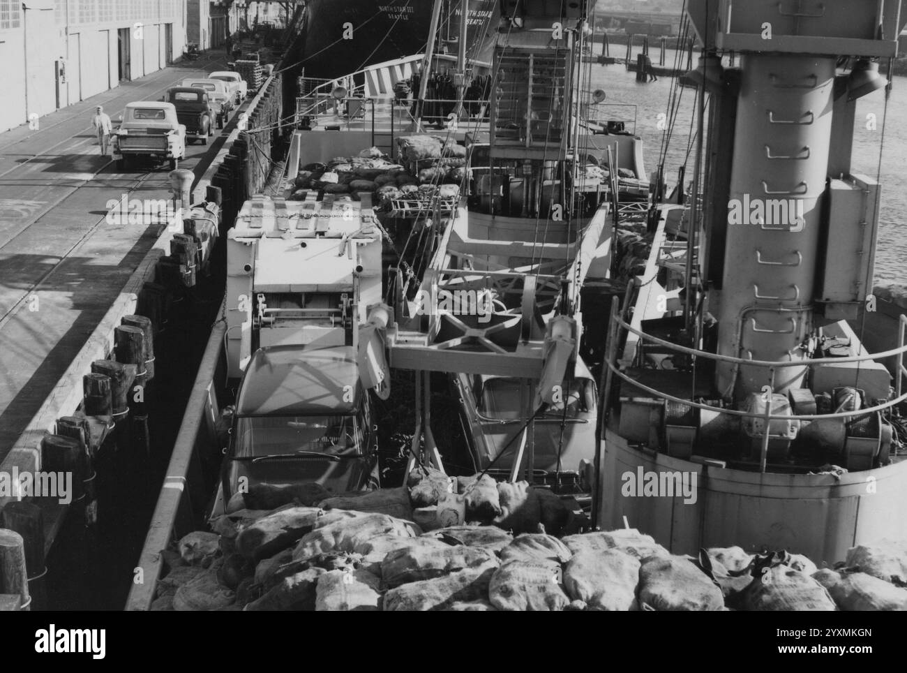 Freight ship 1960s hi-res stock photography and images - Alamy