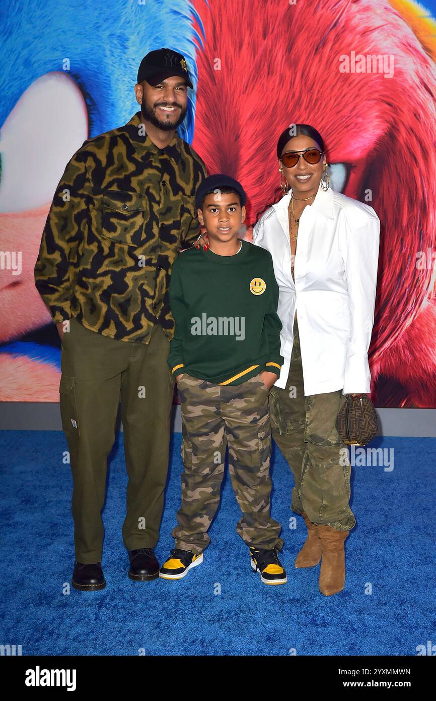 Jared Cotter mit Sohn Cameron Lincoln Cotter und Partnerin Melanie ...