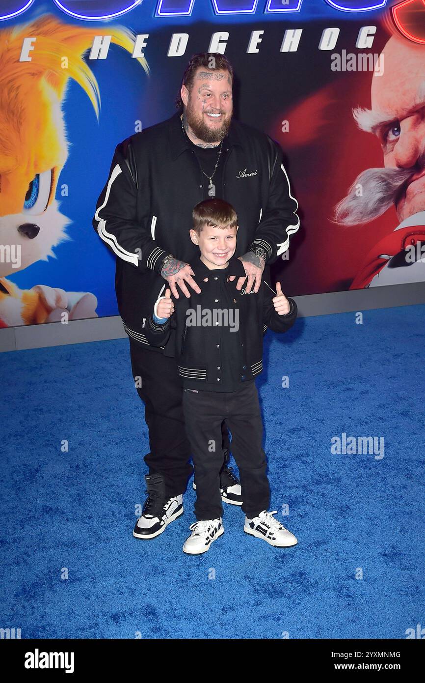 Jelly Roll mit Sohn Noah Buddy DeFord bei der Premiere des Kinofilms ...