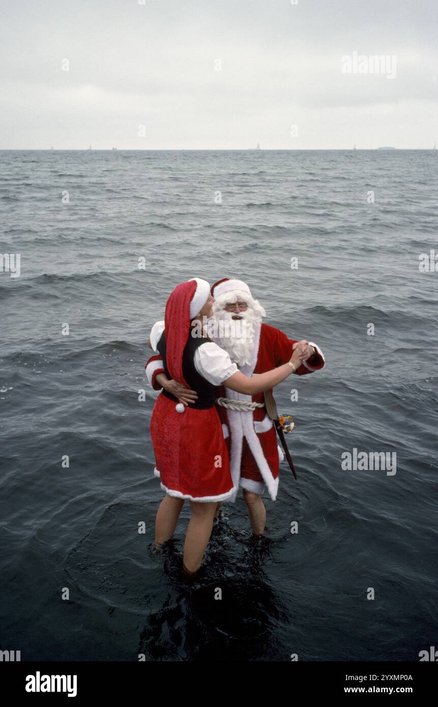 Mrs santas santa claus hi-res stock photography and images - Alamy