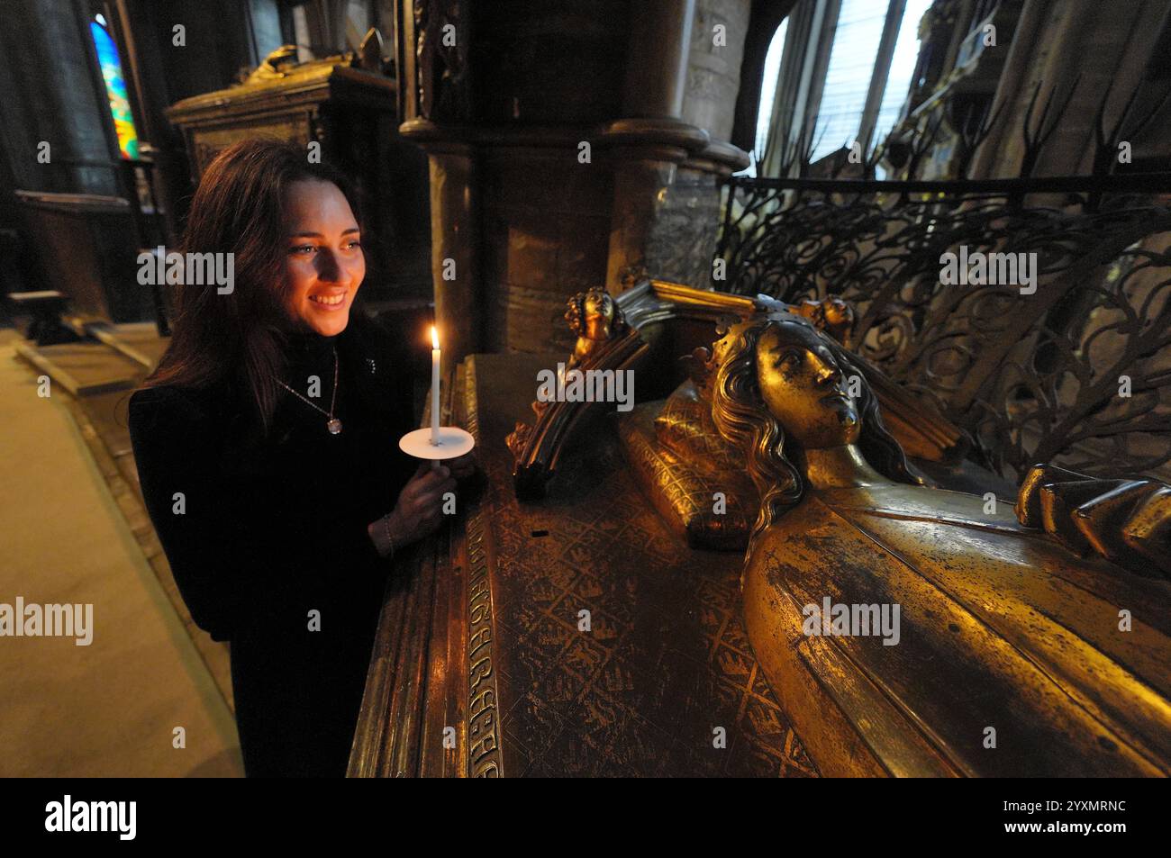 Tomb of edward i hi-res stock photography and images - Alamy
