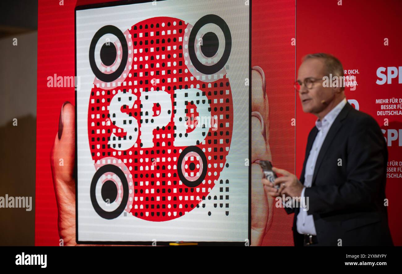 Berlin, Germany. 17th Dec, 2024. Matthias Miersch, SPD Secretary ...