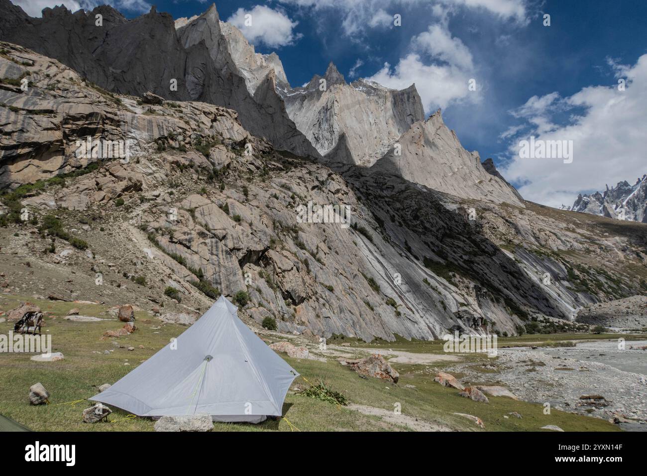 Camping in the gorgeous Nangma Valley (Yosemite of Pakistan), Kanday ...