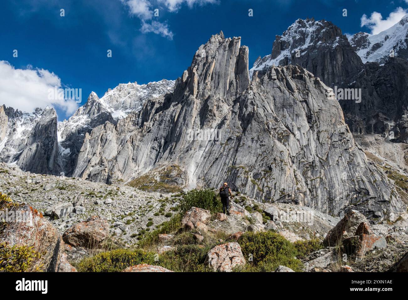 Trekking in the gorgeous Nangma Valley (Yosemite of Pakistan), Kanday ...