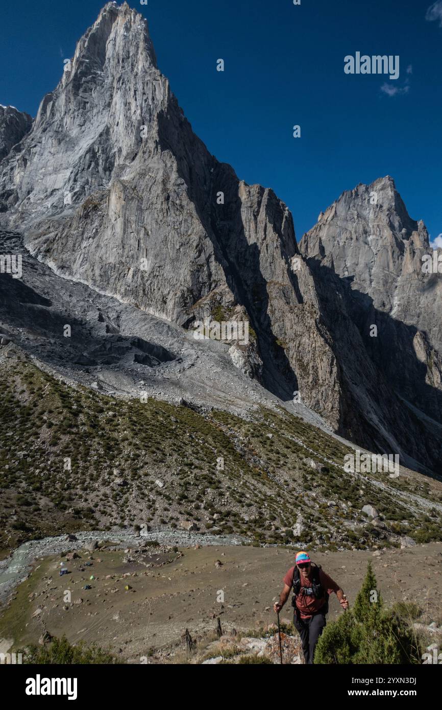 Trekking in the beautiful Nangma Valley (Yosemite of Pakistan), Kanday ...