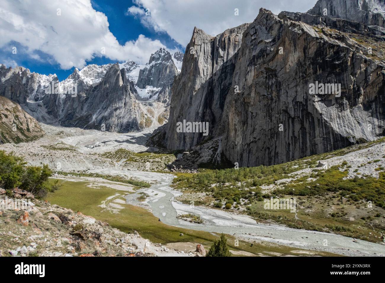 View of the beautiful Nangma Valley (Yosemite of Pakistan), Kanday ...