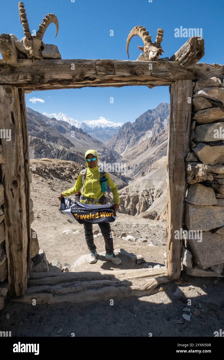 Trekking to Shimshal Pass, Shimshal, Gojal, Pakistan Stock Photo - Alamy