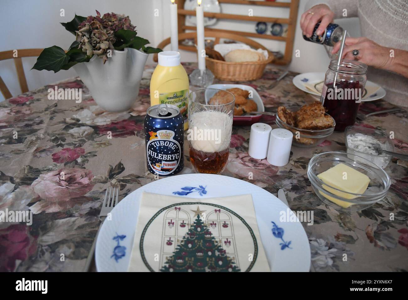 Tuborg julebryg hi-res stock photography and images - Alamy