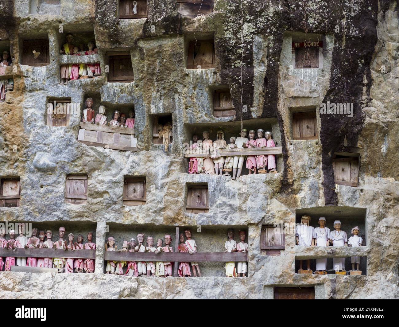 Ancient tombs, rock tombs, Lemo, Tana Toraja, Sulawesi, Indonesia, Asia ...