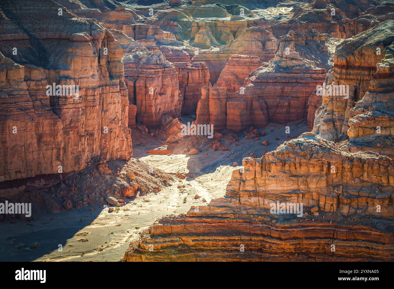 Mongolian Great Gobi desert Stock Photo - Alamy