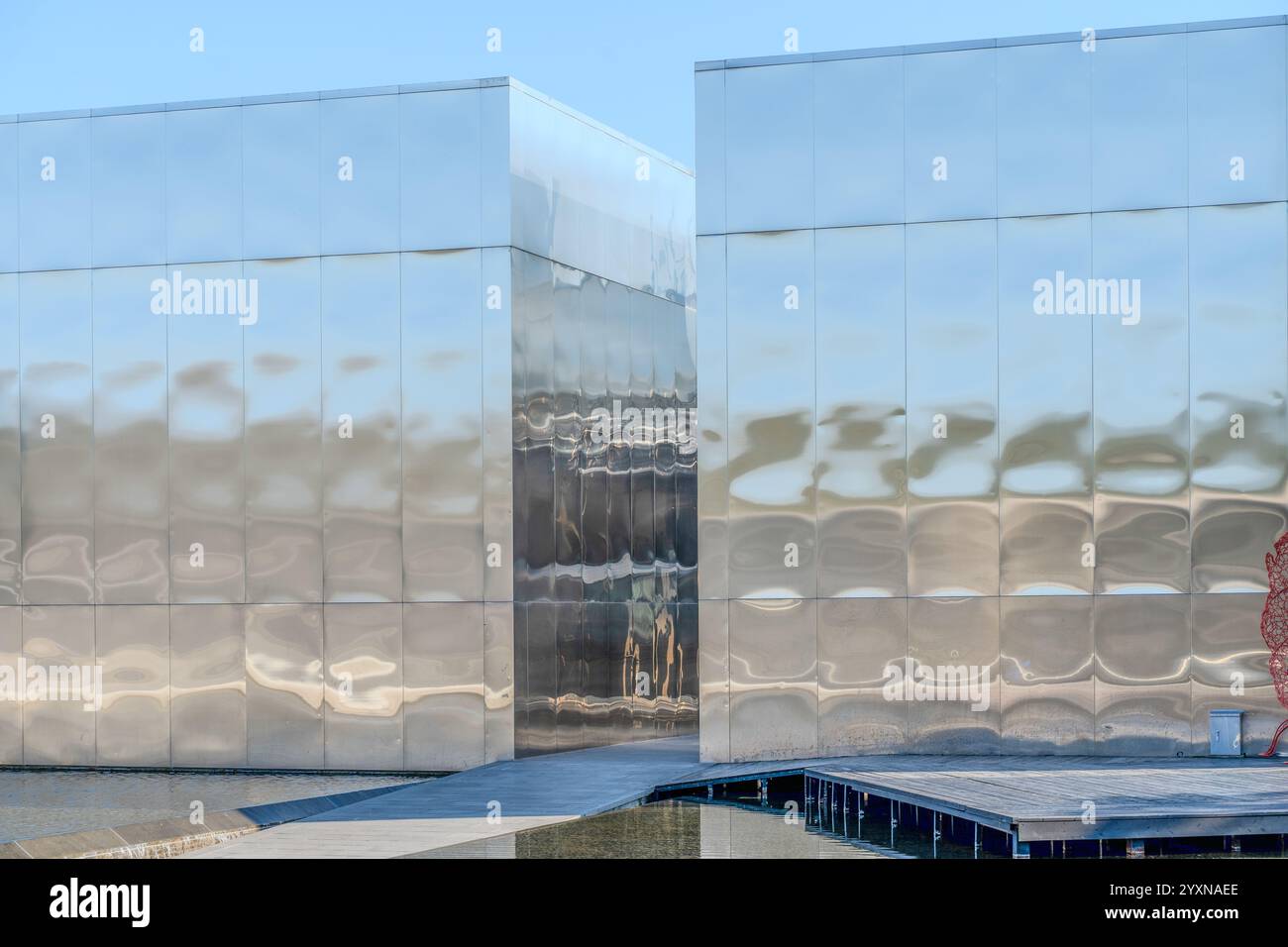 Metallic exterior hi-res stock photography and images - Alamy