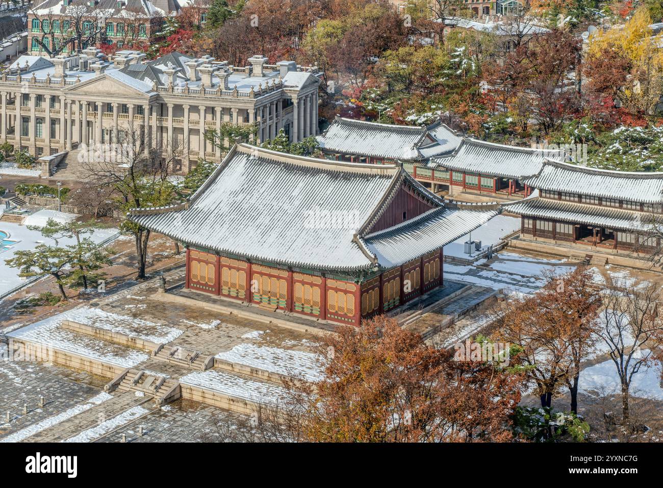 Snow-covered Deoksugung Palace, the main palace of the Korean Empire ...