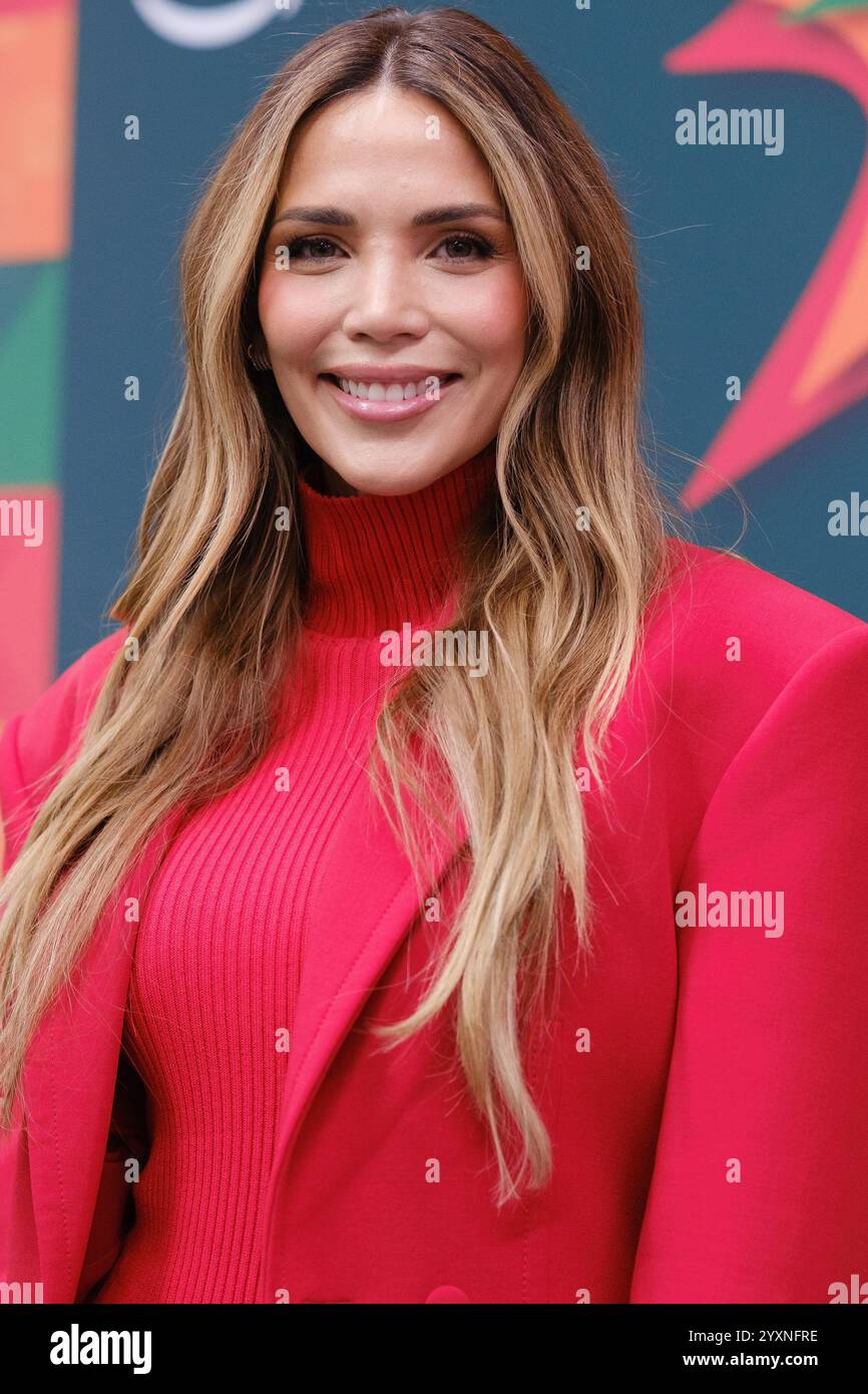 Model Rosanna Zanetti attending Amazon Christmas Mission event in ...